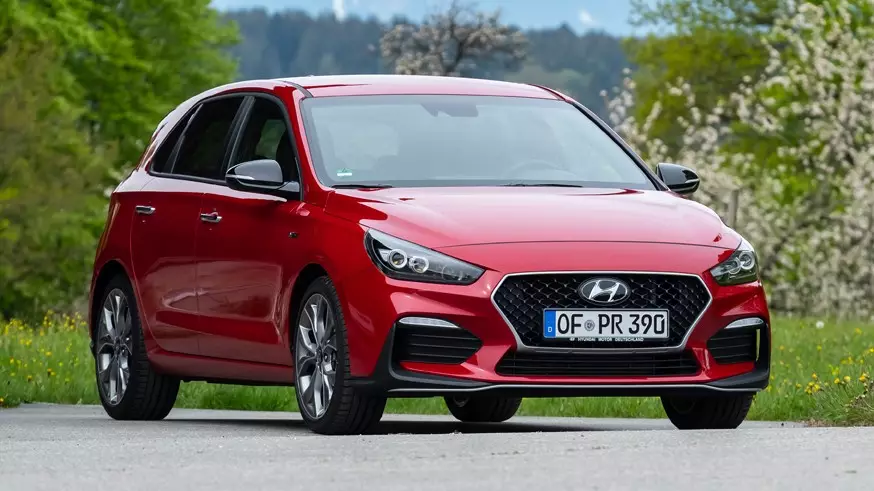 Nuashonraithe Hyundai I30 N Líne: Anois an vaigín. Taibhiú i mí an Mhárta 20943_3