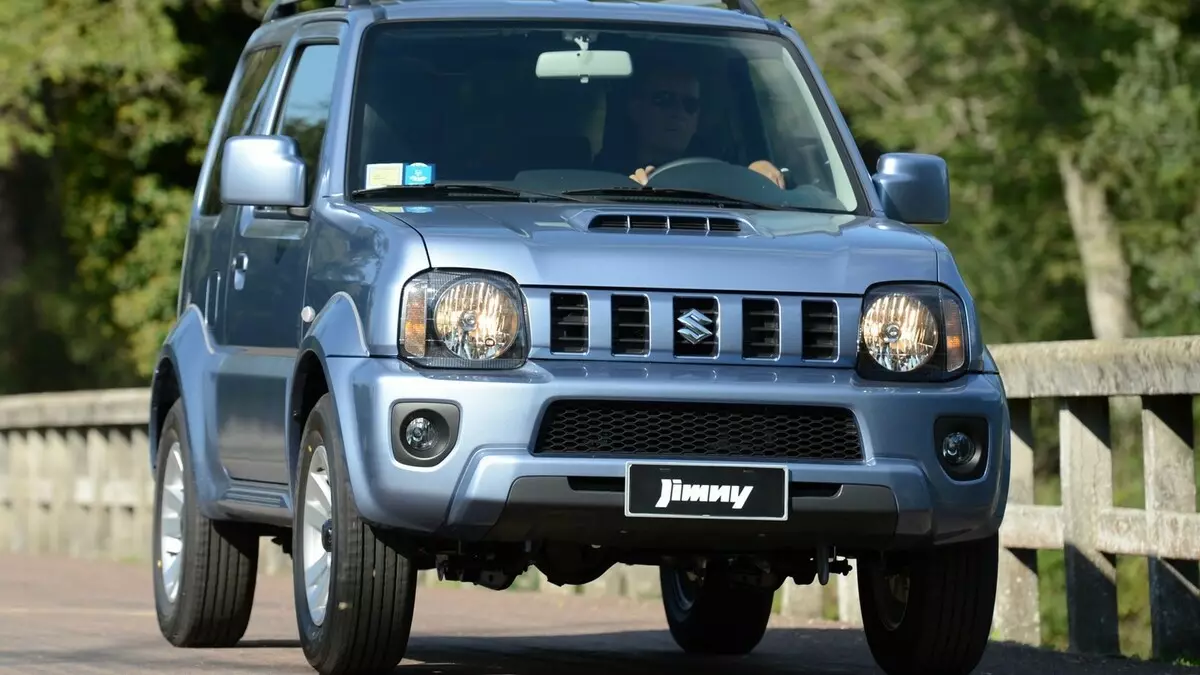 Dalam Foto: Suzuki Jimny '2012-N.V.