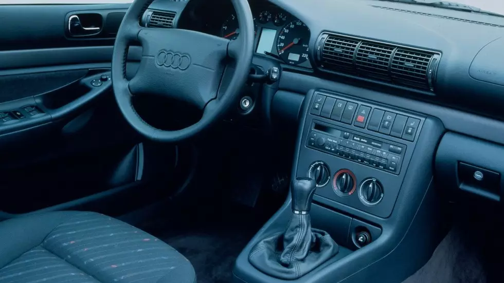 4Turno Audi A4 Avant ברחבי העולם (B5.8D) '1995-97