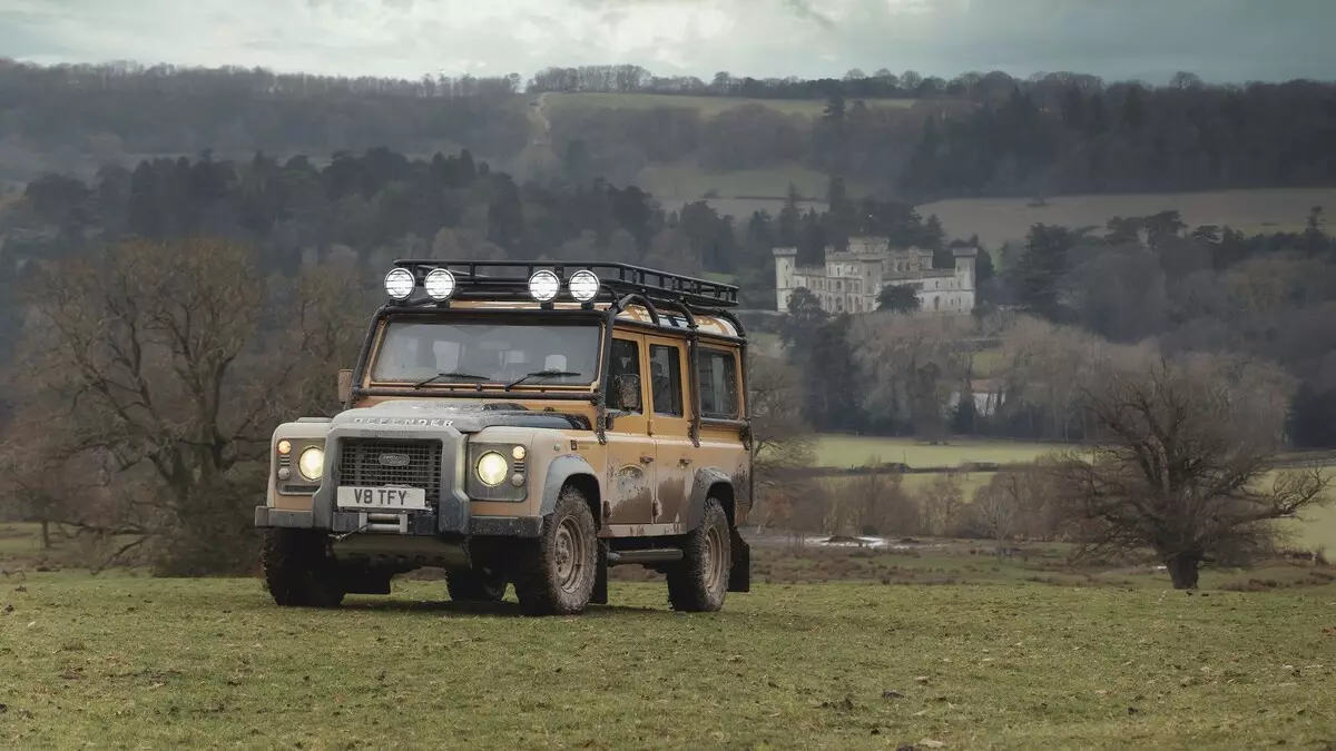 Nije riječ o kamili: Classic Defender ponovno se vratio, ovaj put u verziji trofeja 21203_13