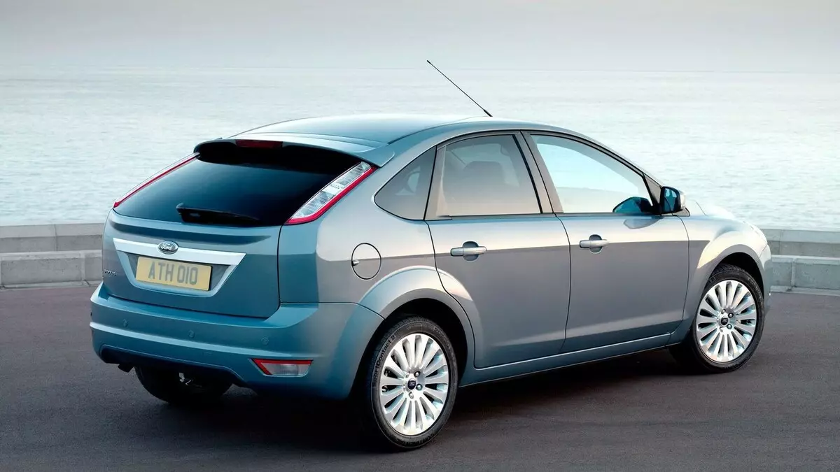 Stojí za to nakupovat Ford Focus II za 400 tisíc rublů 21230_5