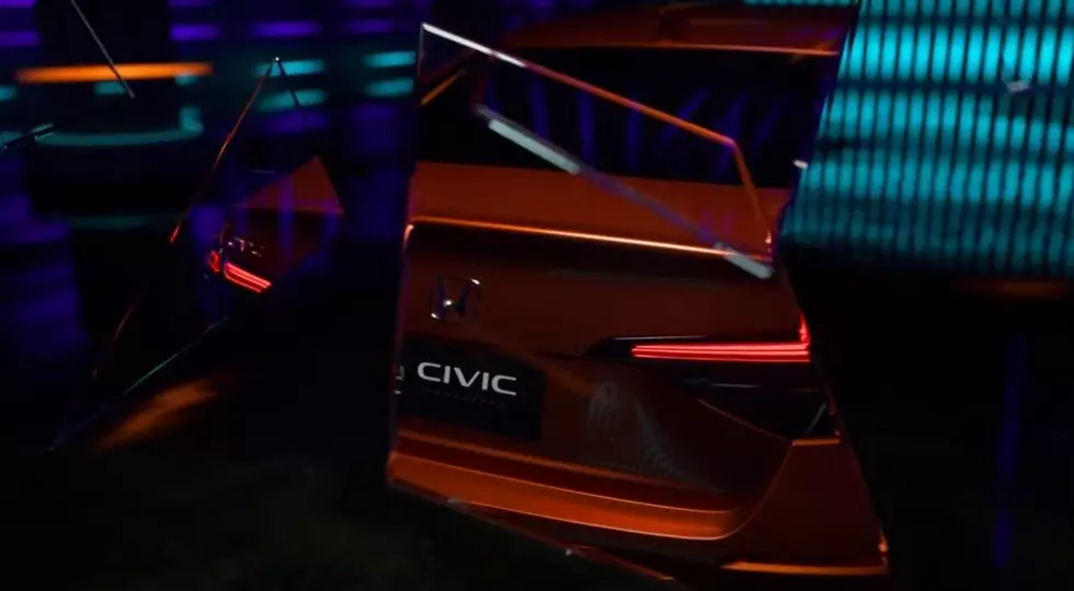 Honda Civic รุ่นใหม่สว่างขึ้นบนวิดีโอ ก่อนที่จะเปิดรอบปฐมทัศน์ไม่กี่วัน 21281_4