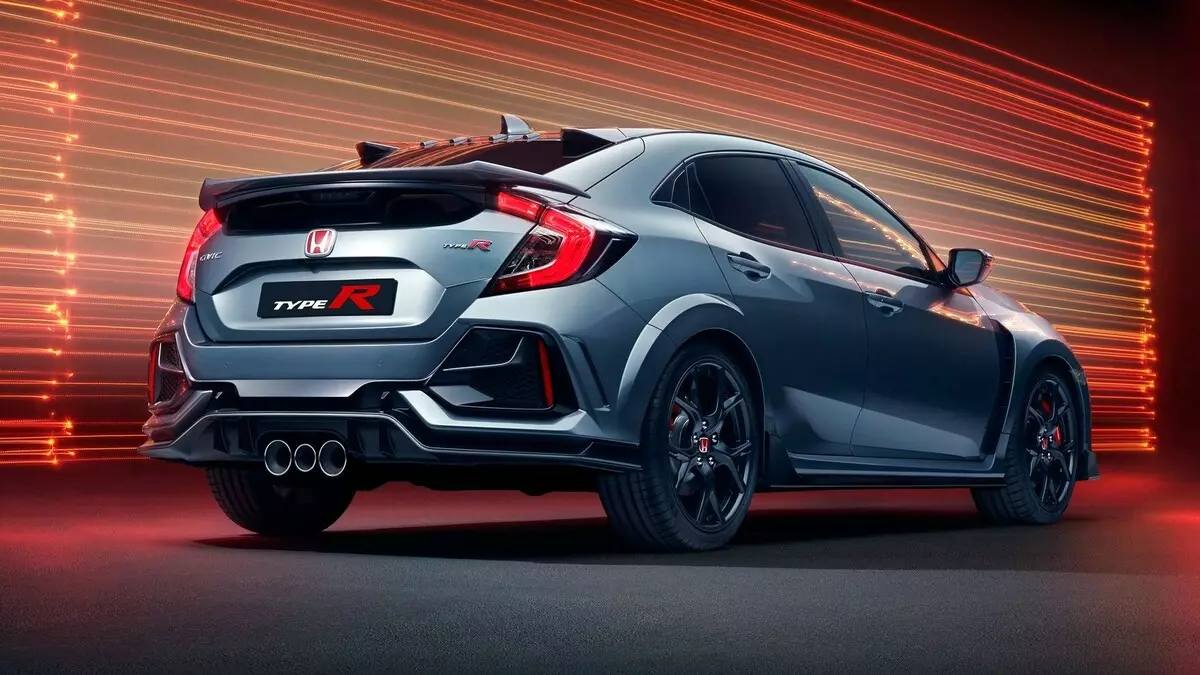 Përditësuar Honda Civic Lloji R: Menjëherë tre hatcha nxehtë me shkallë të ndryshme të 