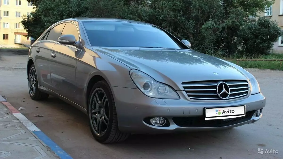 Ĉu valoras aĉeti Mercedes-Benz CLS I por 800 mil rubloj 21291_10
