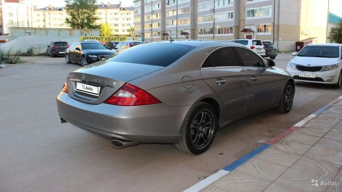 Vaut-il la peine d'acheter Mercedes-Benz CLS I pendant 800 000 roubles 21291_13