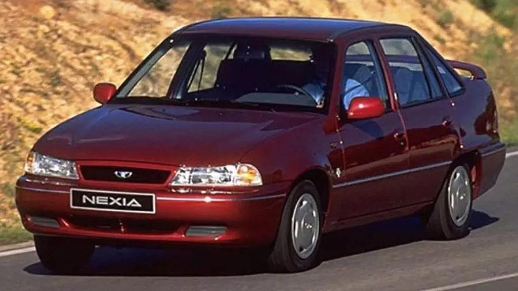 Brat na sestri: upoređivanje Opel Kadett E i Daewoo Nexia 21352_83