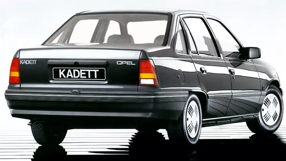 Opel, Pontiac és Chevrolet: Hogy Daewoo Nexia megpróbálta meghódítani az egész világot 21357_11