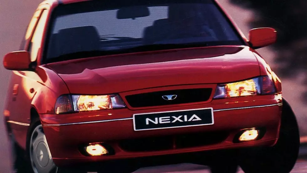 Opel, Pontiac ja Chevrolet: Kuinka Daewoo Nexia yritti valloittaa koko maailman 21357_40