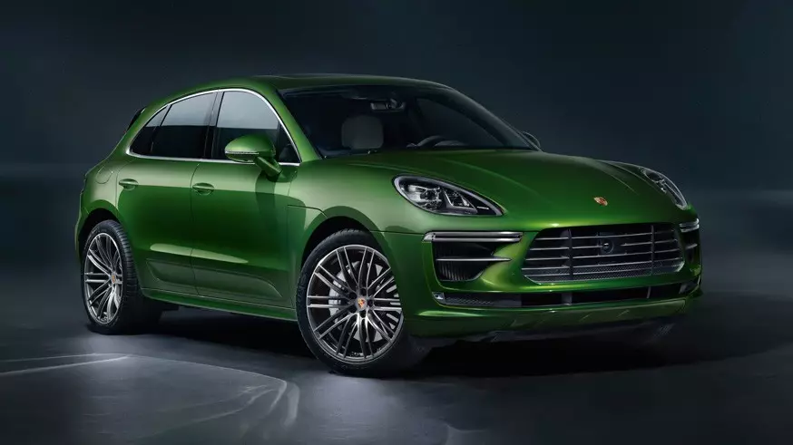 Porsche will equip the most powerful electrocrust of the Macan power plant with a return of 709 hp 21445_1