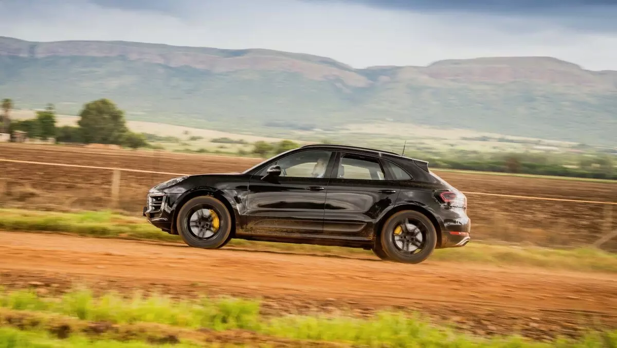 Updated Porsche Macan will enter the market at the end of July 21452_10