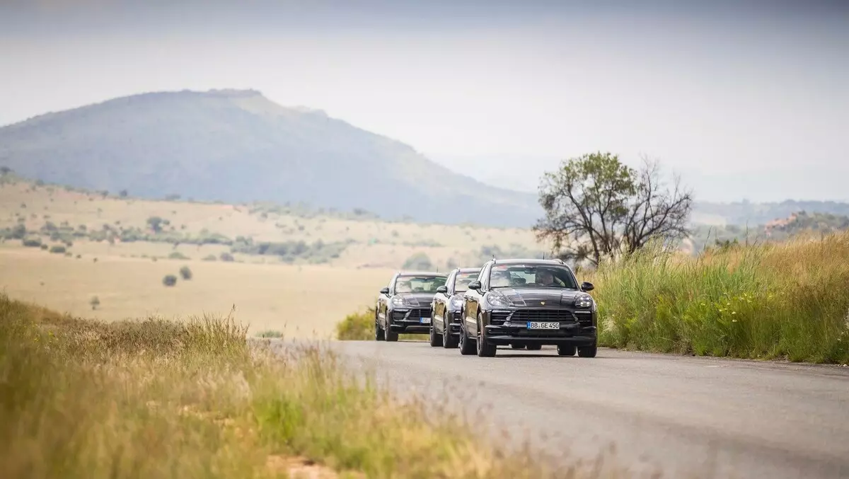 Updated Porsche Macan will enter the market at the end of July 21452_11