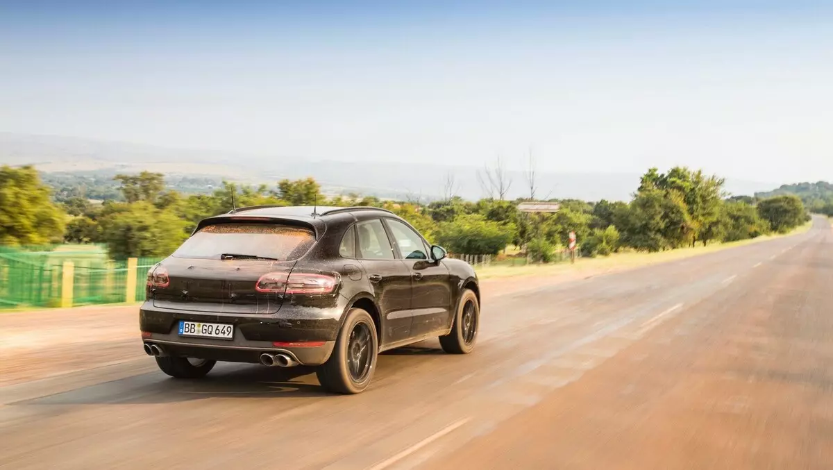 Updated Porsche Macan will enter the market at the end of July 21452_12