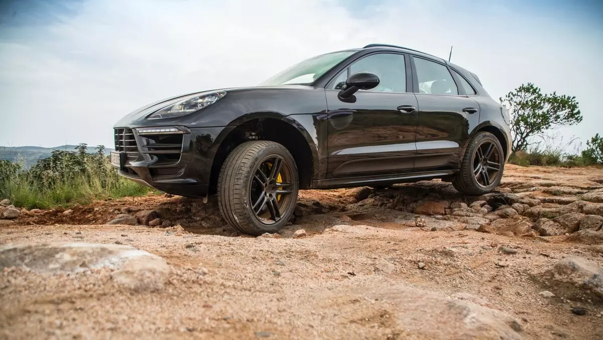 Updated Porsche Macan will enter the market at the end of July 21452_6