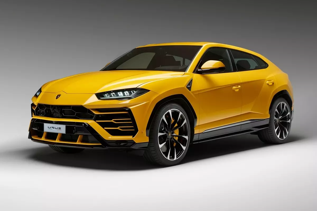 Urus Lamborghy.