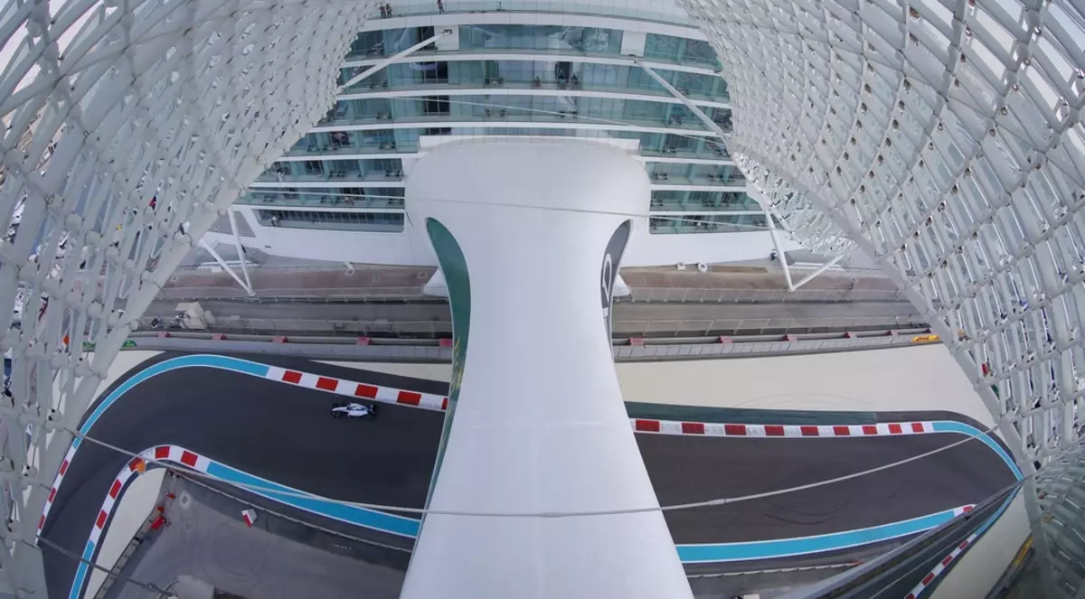 Duely, vagy Abu Dhabi Grand Prix 2015 21495_2