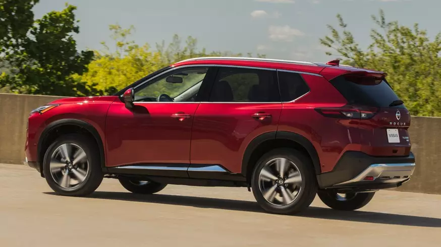 Nova Nissan X-Trail: Dimensões mais compactas, ótica de dois andares e Digital 