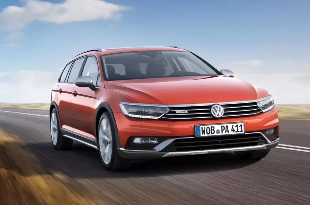 Volkswagen ukázal OVS-vysoko Passat AllTrack do Ženevy 2155_5