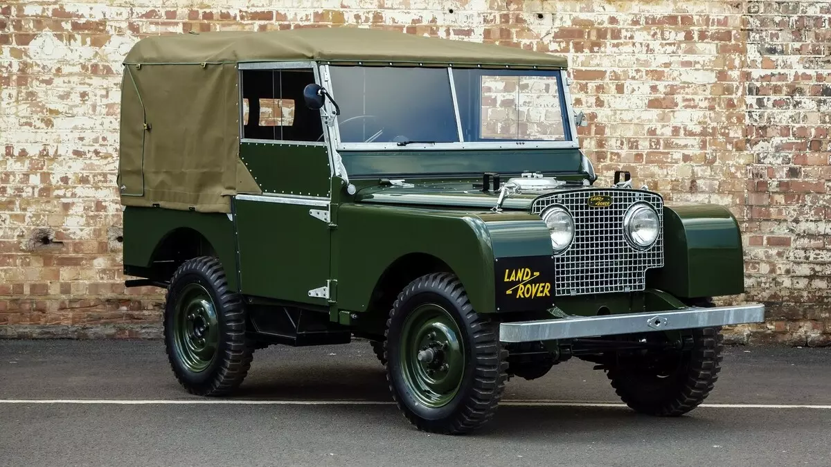 In the photo: Land Rover Series i 80 Soft Top