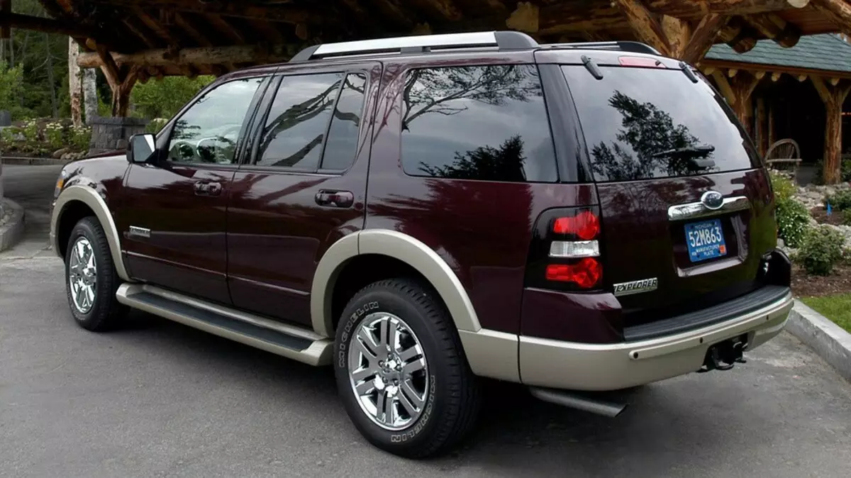 Kwa salamu nzuri kutoka Mustang: Ford Explorer IV. 21623_28