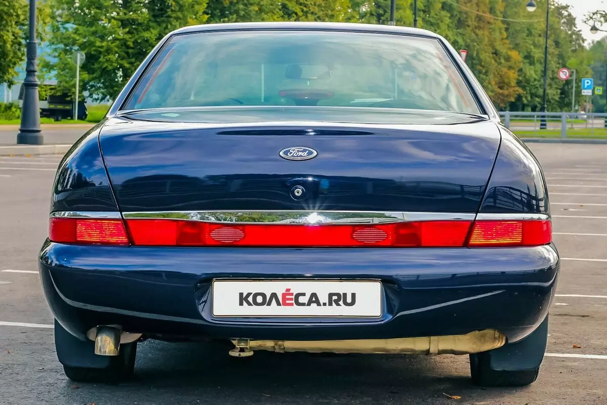 Ford scorpio թիկունք