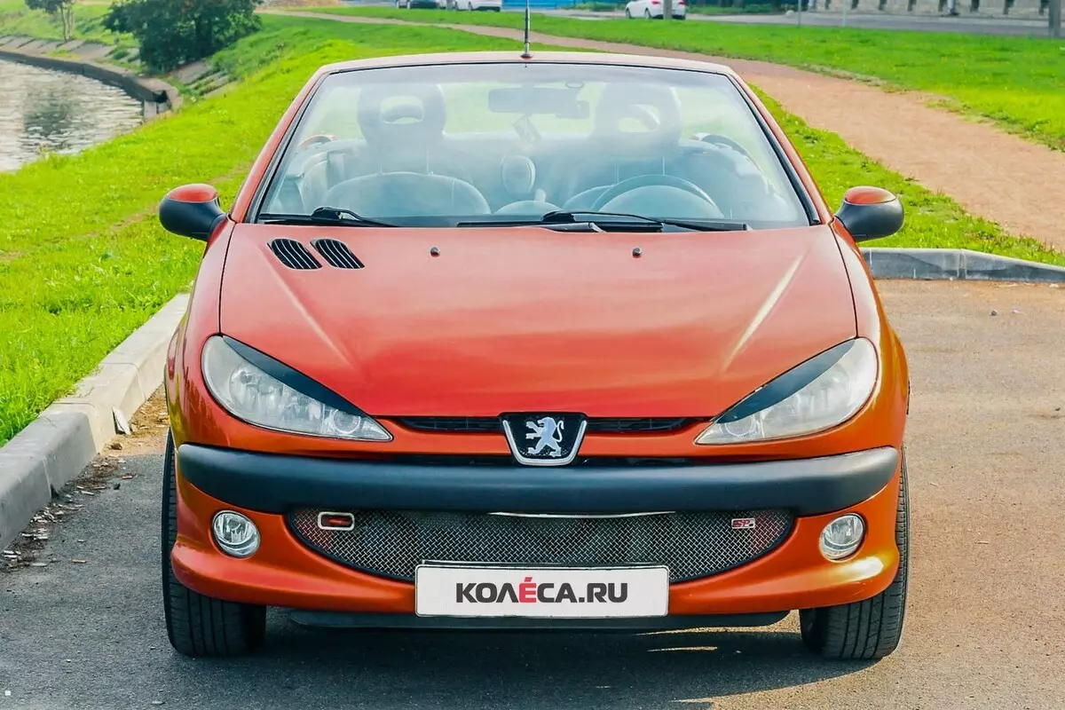 Peugeot 206 mop o flaen