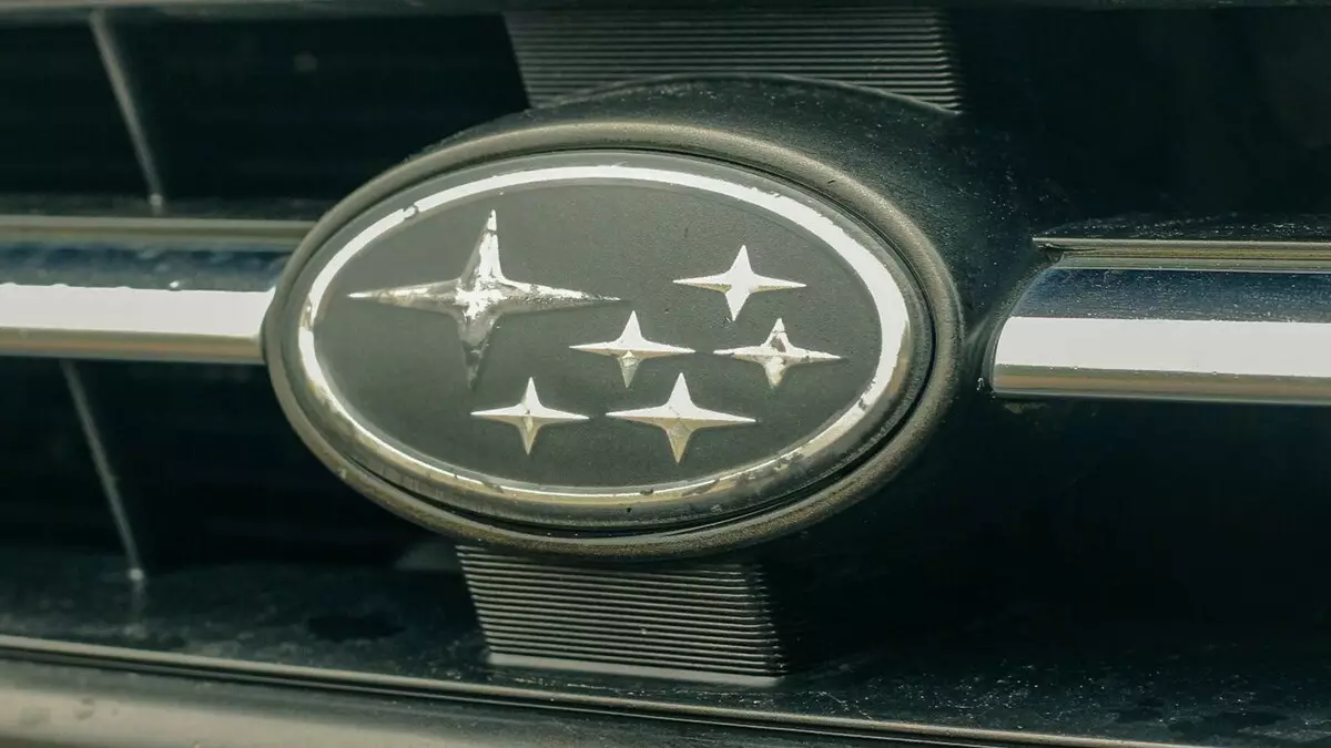 Subaru Legacy Emblem.