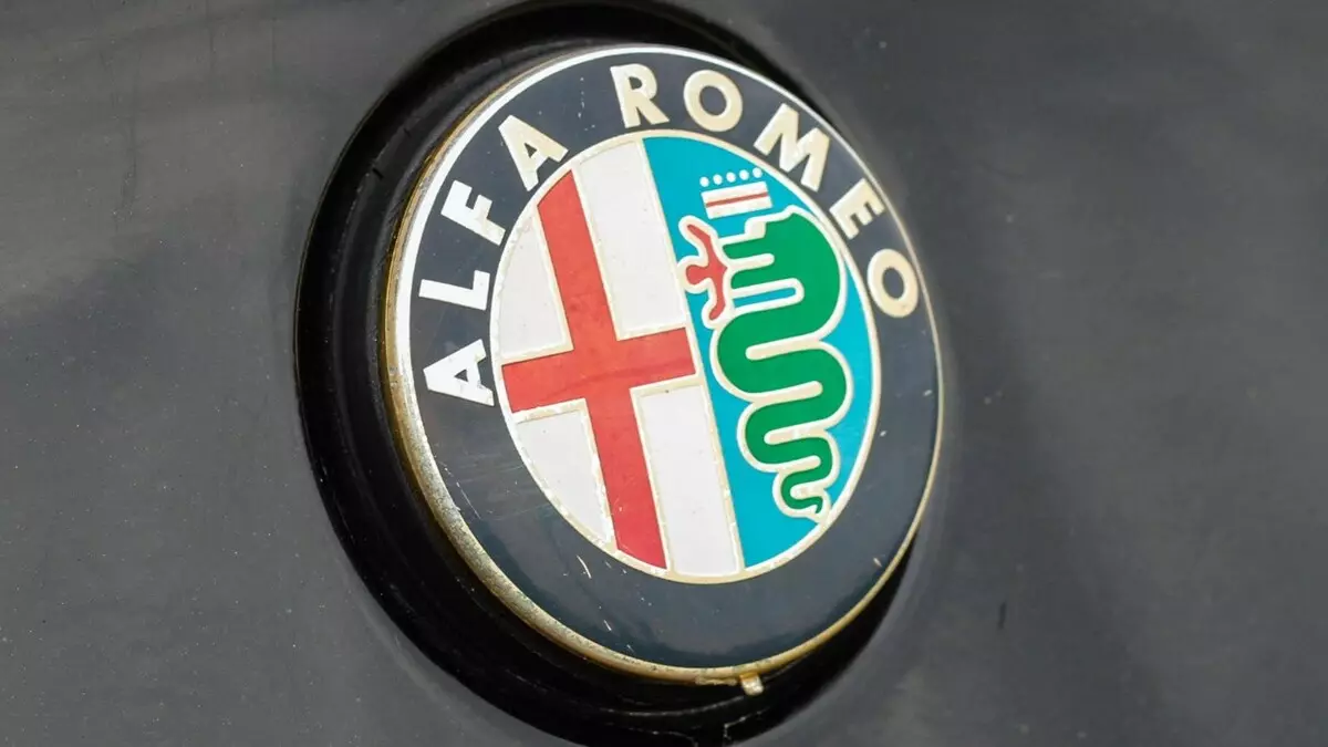 Alfa Romea Romeo GTV (2)