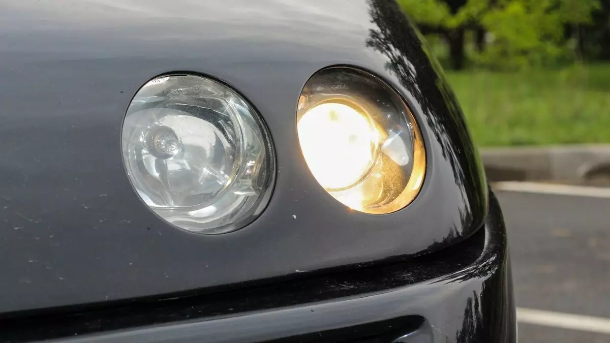 الفا روميو GTV هيڊ لائٽ