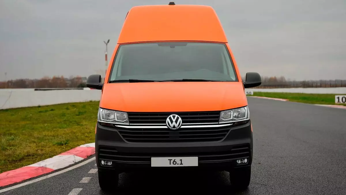 Volkswagen Transporter: Evolutionary test drive pitong henerasyon 21690_112