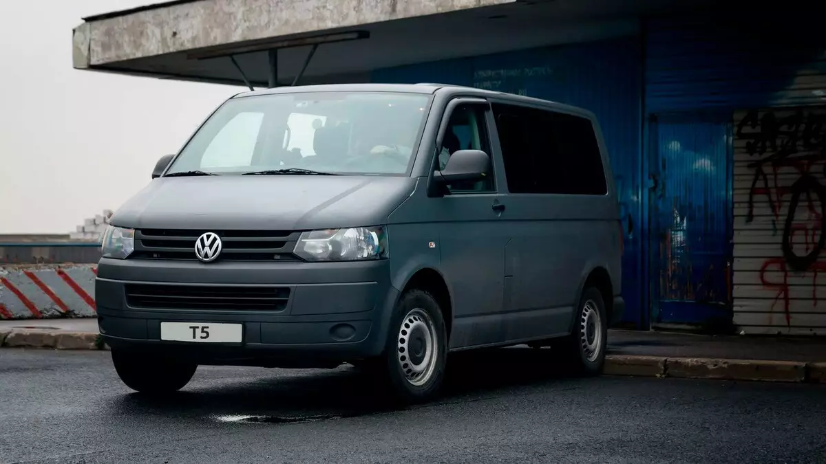 Volkswagen Transporter: tiomáint tástála éabhlóideach seacht glúine 21690_80