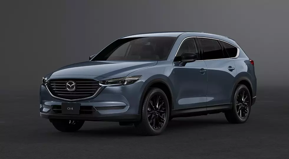 The Mazda CX-8 trigger crossover has been updated in the homeland: richer and with a more powerful diesel 21861_1