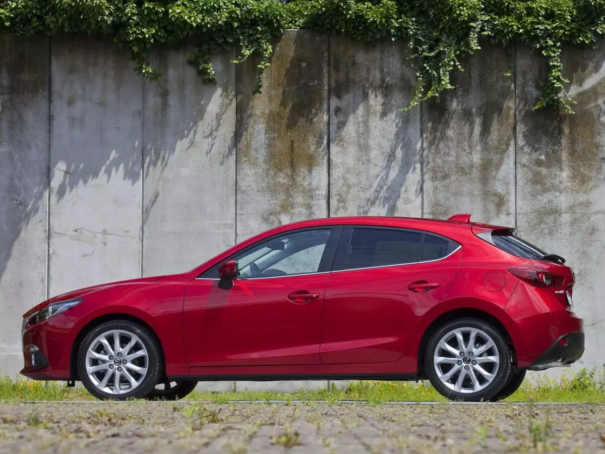 Mazda 3 BM: Pros uye Cons, Varidzi vevarindi 21865_10