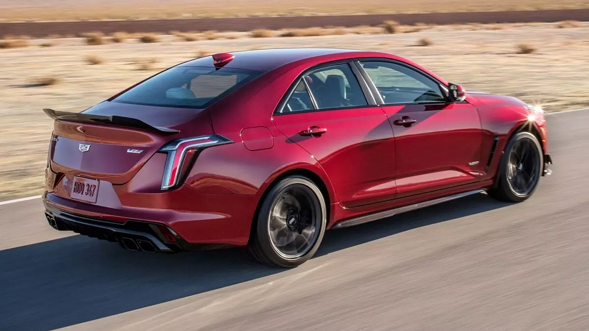 Doping za autsajdera: Cadillac CT4-V Blackwing s 479-STROE V6 21867_1