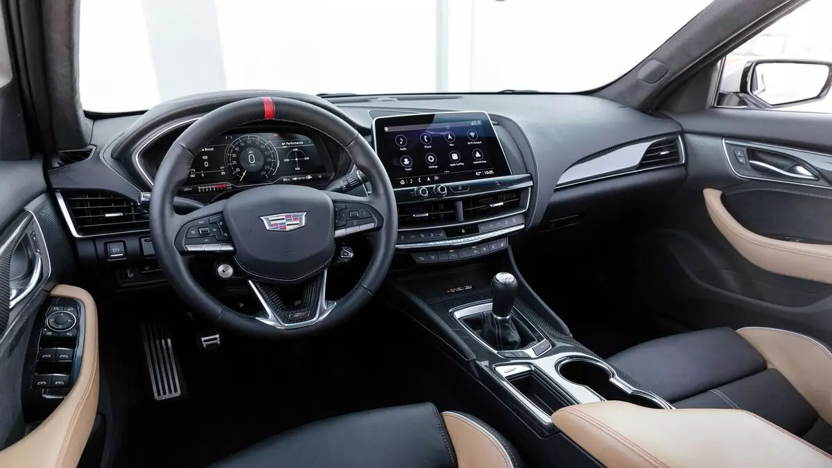 CADILLAC CT5-V Blackwing: BMW M5 Competitor ar motoru no Corvette un Manuālā kaste 21868_9