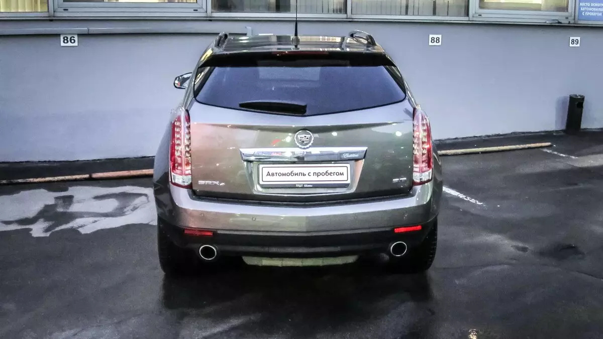 Cadillc SRX: Dakoki, glitches a cikin wutar lantarki, allon nuna shiru 21877_5