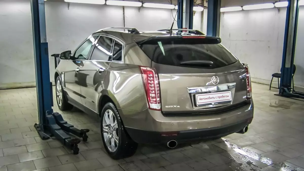 Cadillac SRX: суспензия, электр желілеріндегі жырту, үнсіз блоктарды скрининг 21877_7