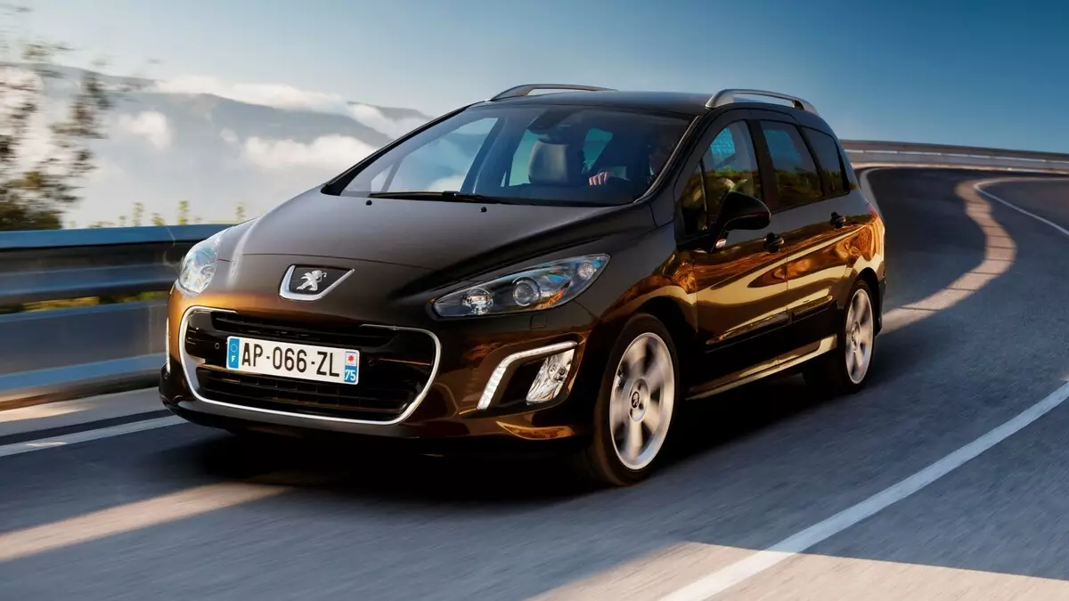 Սիրելու եւ ատում է Peugeot 308- ը 21882_7