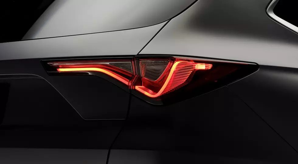 Acura MDX in de nieuwe generatie heeft de atmosferische V6 behouden en een 