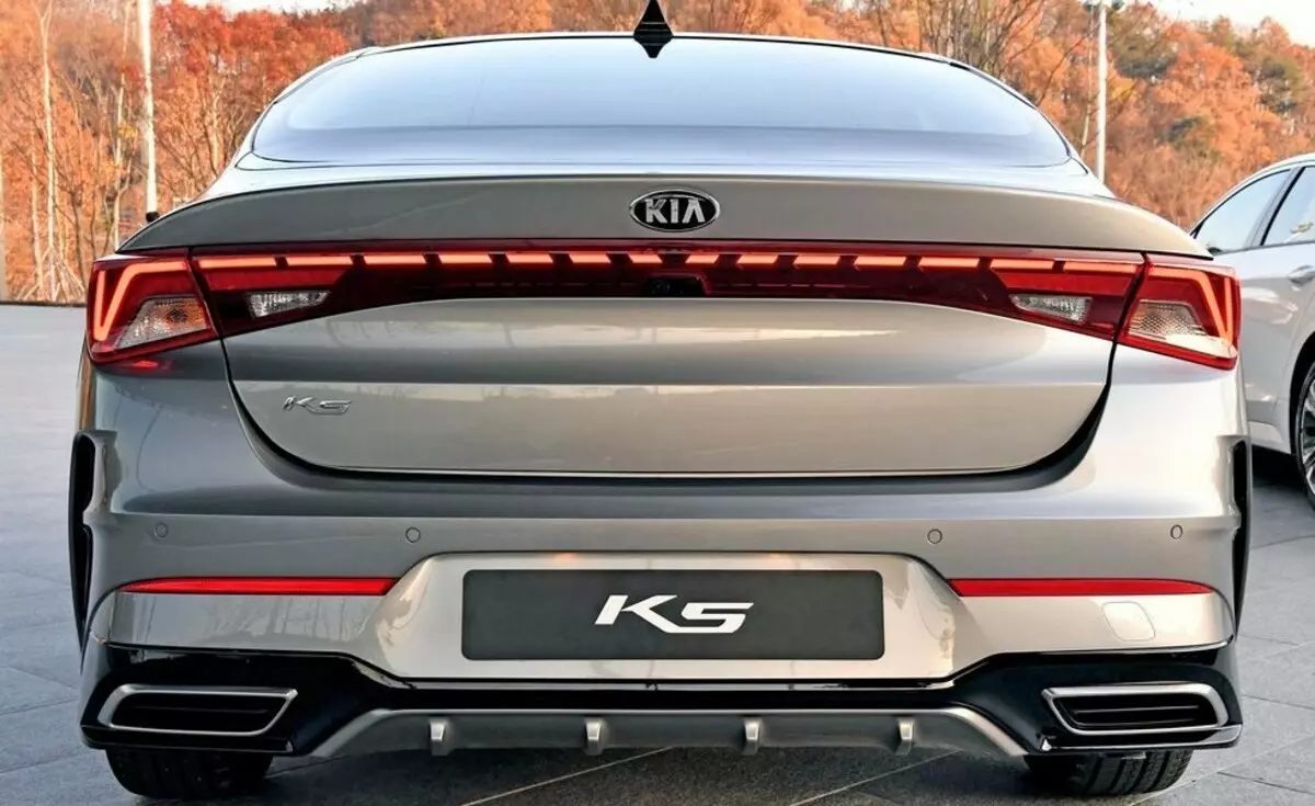 New KIA Optima Yahimwe hakiri kare ibiteganijwe: Sonata Motor ya Moteri 22118_5