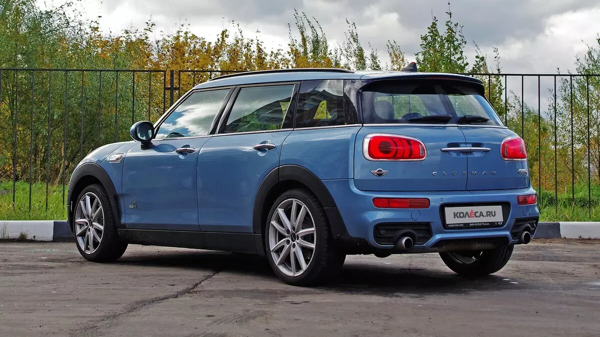 Batatu mu mujyi: Ikizamini cya Mini Clubman Cooper S All2 22147_36