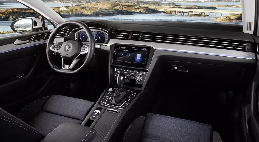 구매자를 잃는 VW Passat : 디자인이 거의 변하지 만 