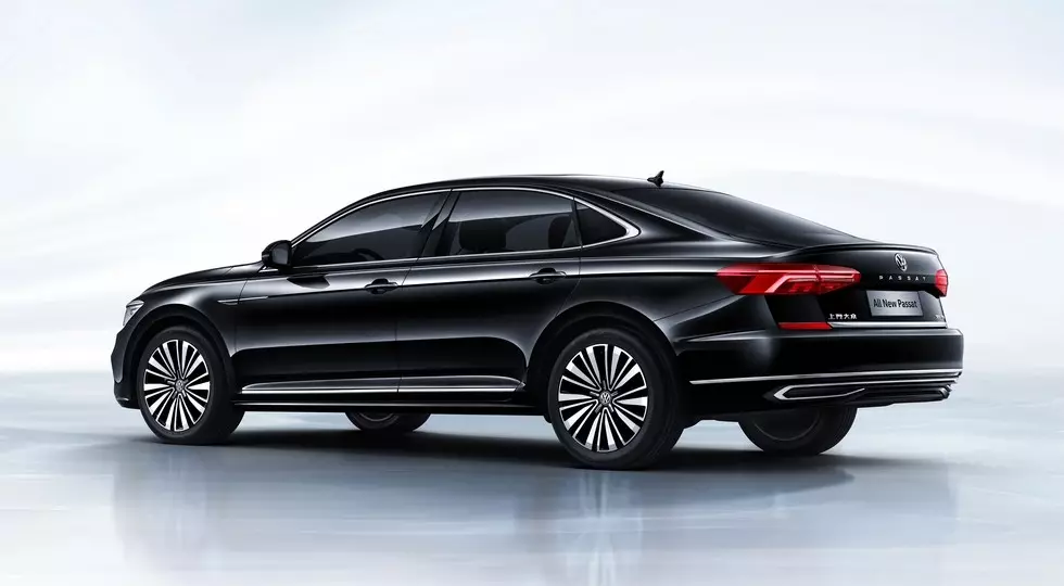 Volkswagen saglabāts Passat-2020: vecā platforma MQB un tikai viens motors 22274_6