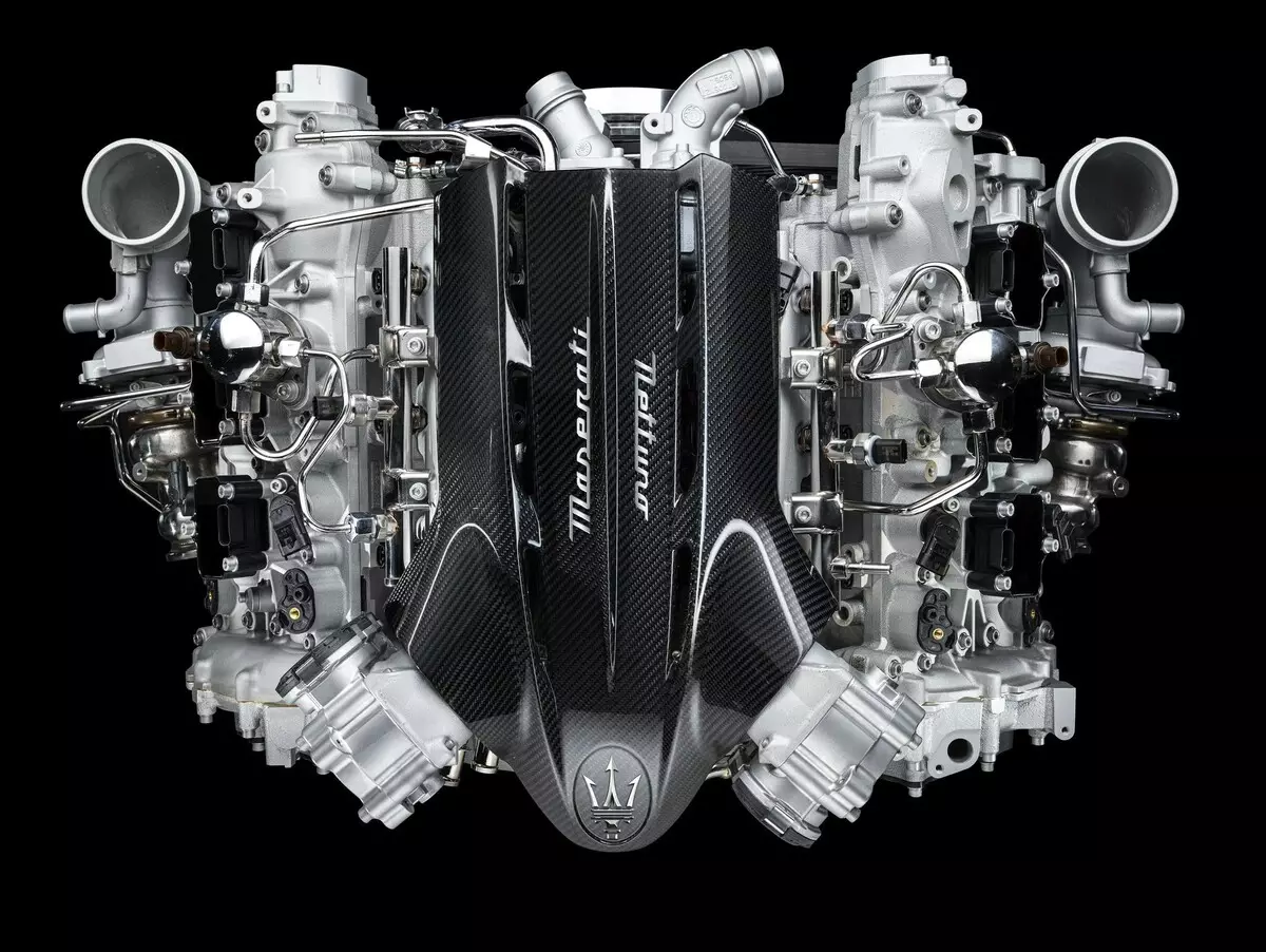ახალი Maserati V6 ძრავის: 