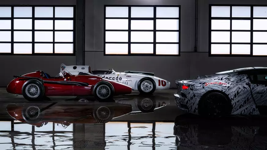 La itala du-porda sporta aŭto prepariĝas al la premiero: Nova Maserati MC20-Teaser 22283_3