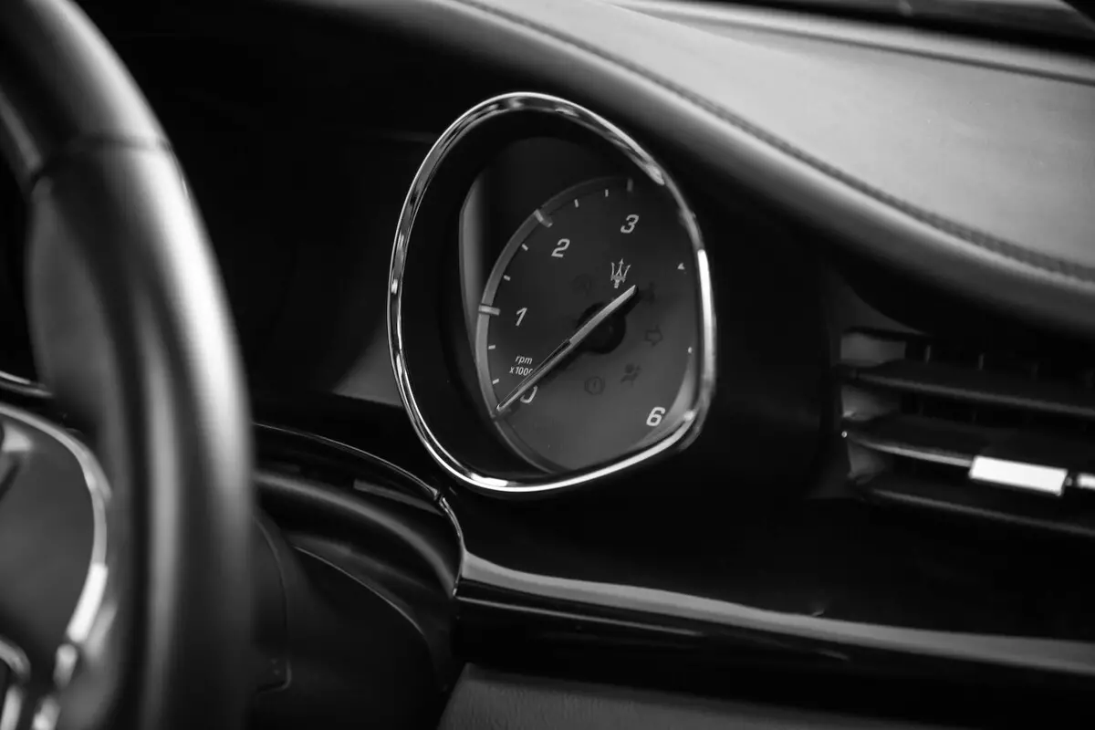 Der einzige Dieselwagen Maserati Quattroporte wird zum Verkauf angeboten 22284_12