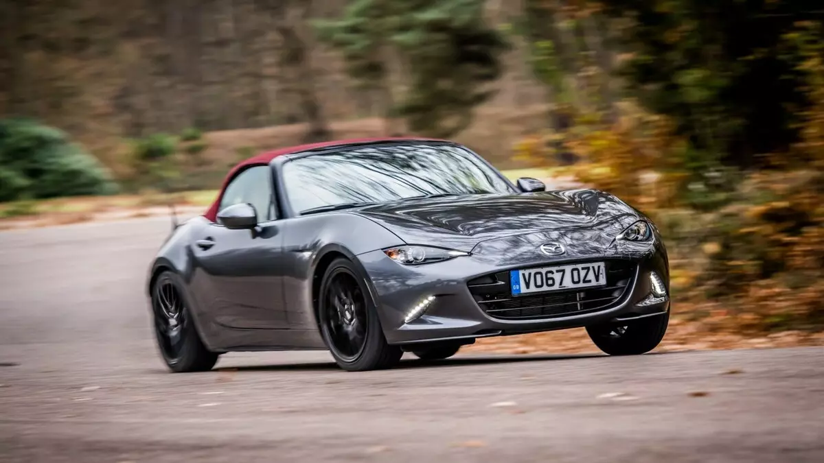 Rostter Mazda MX-5 recibió una versión 