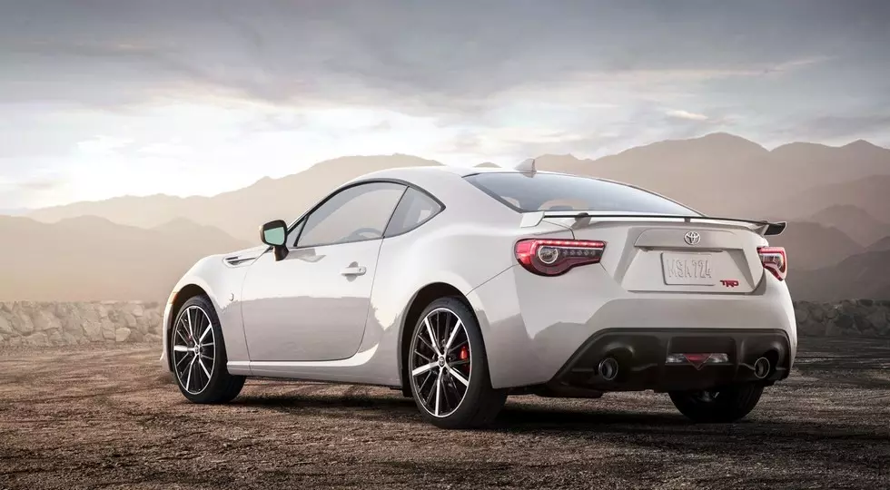 Nochtadh Coupe BRZ nua Subaru sa Titim: a bhaineann go fóill le Toyota, an t-inneall turbo atá i gceist 22381_6