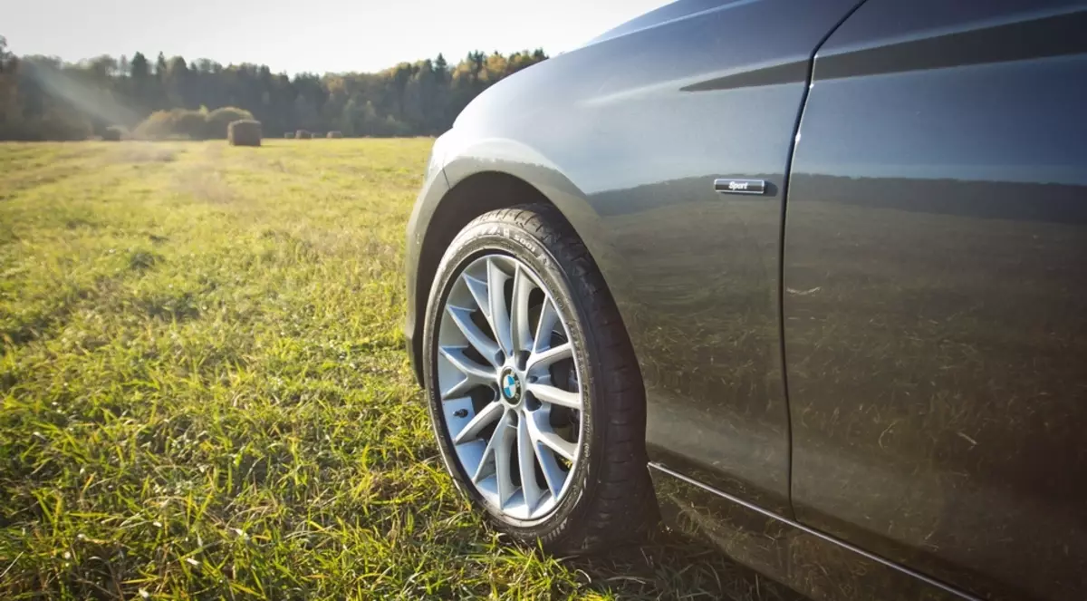 Teszt meghajtó BMW 118i: Baba 2 millióra 22411_39