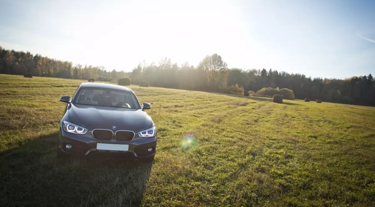 Teszt meghajtó BMW 118i: Baba 2 millióra 22411_45