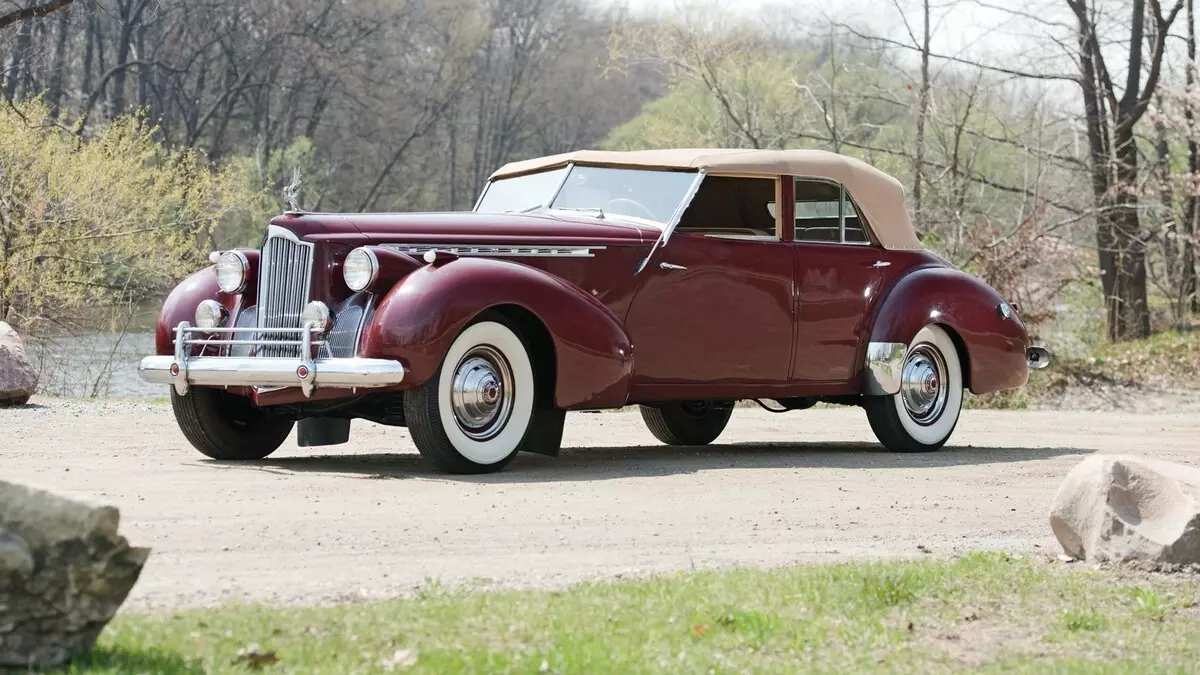 Packard 180 1940.